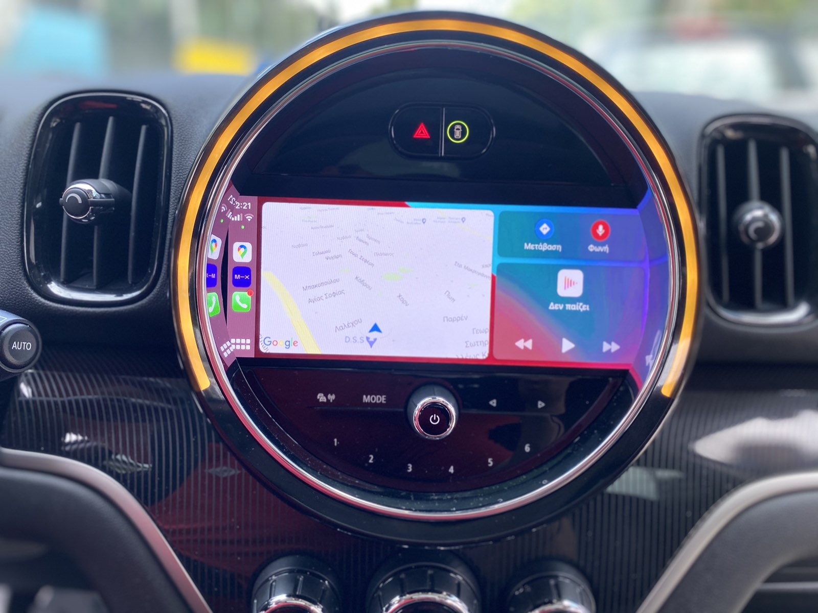 Mini Cooper S Cabrio. Car Cinema navigation - Camera, Kenwood KVT-729DVD.