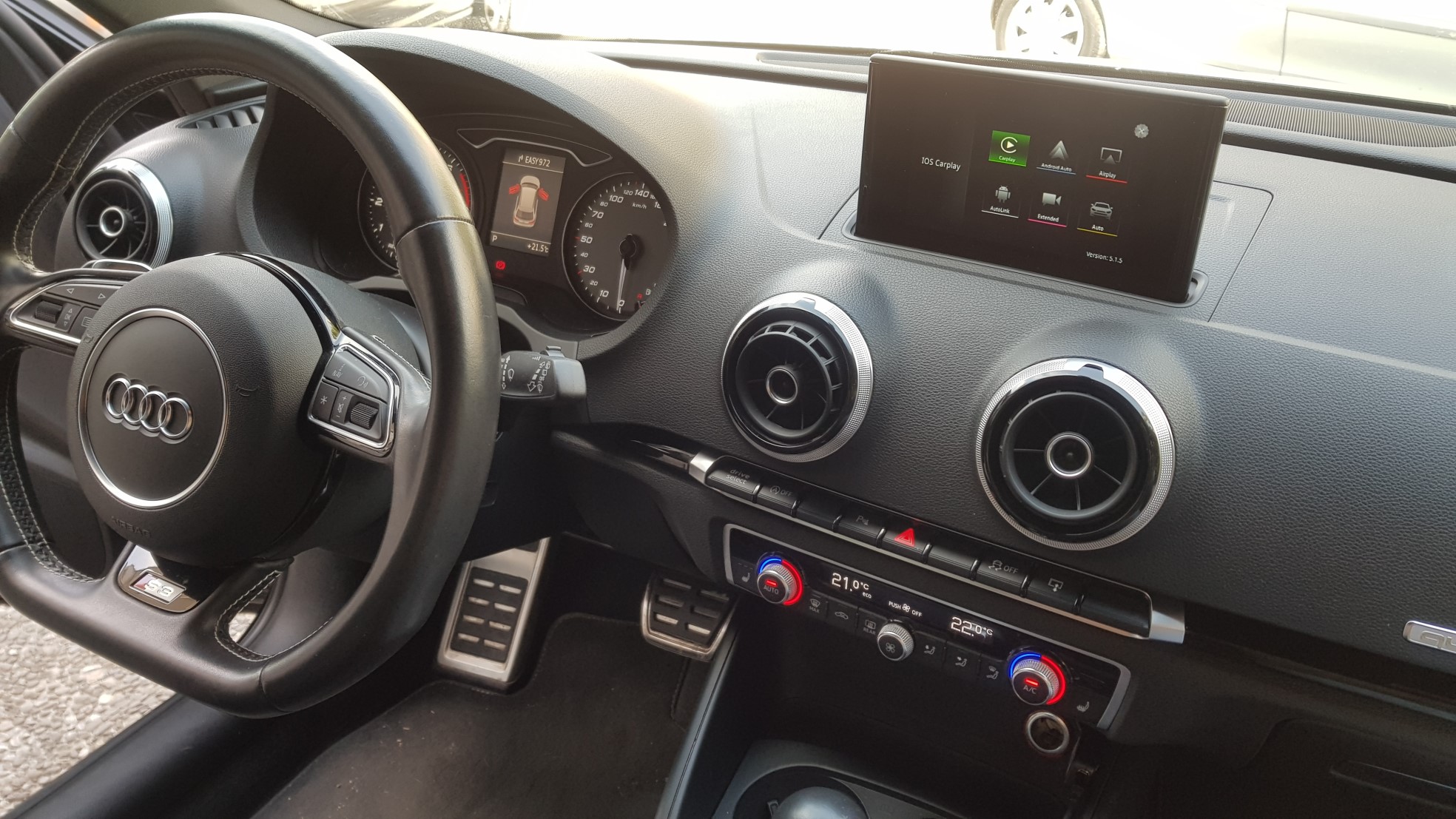 Audi A3/S3 8V. Wireless Apple Car Play - Android Auto - Back Camera.