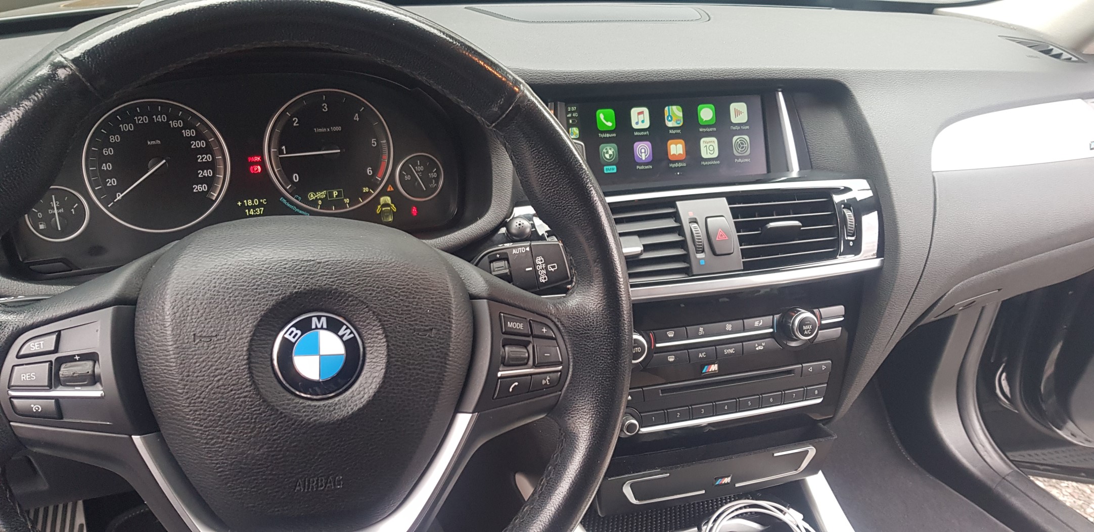 Bmw 1 Series F-20. Wireless Apple Car Play - Android Auto.
