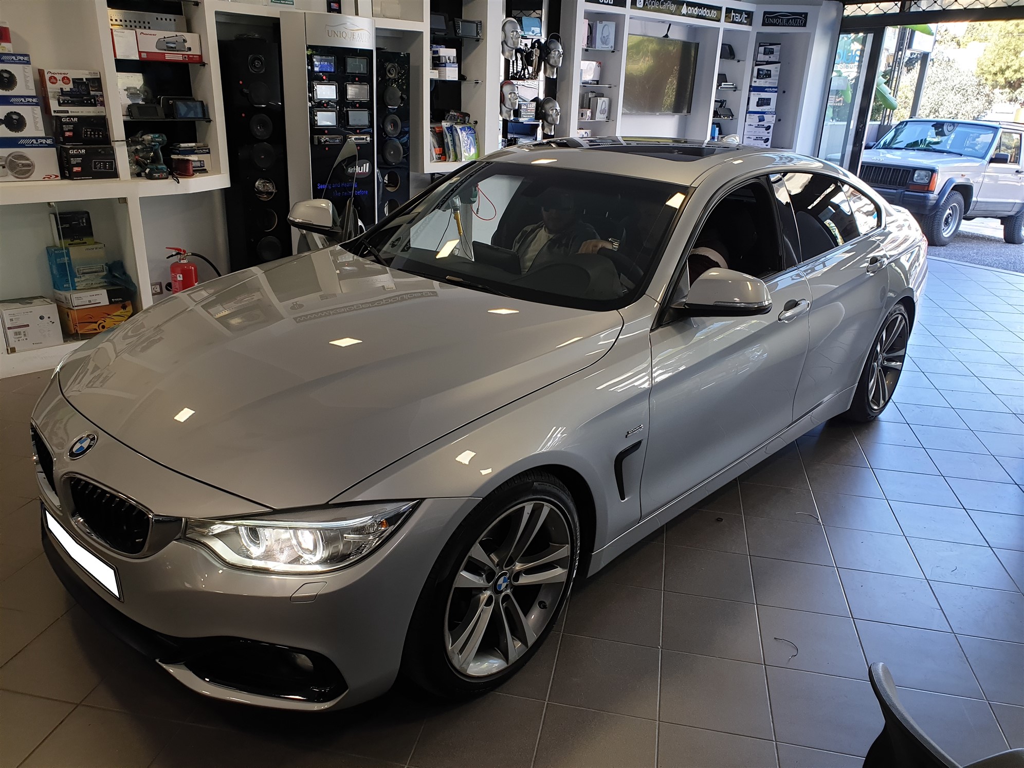 Bmw 4 Series F36. Multimedia 10.25" Bizzar.